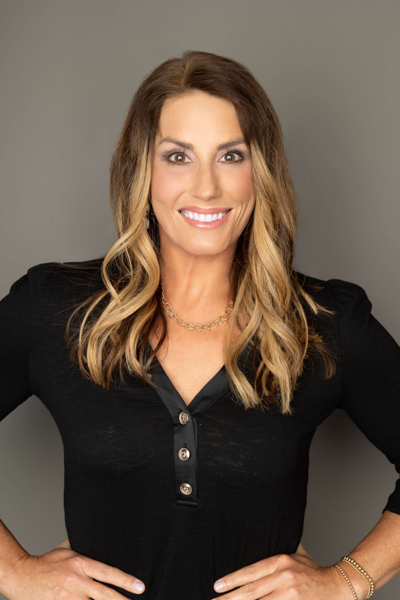 Resilience and Beauty: Headshots with a Charleston Realtor | Charleston ...